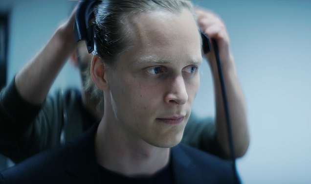 Things Falling Apart | filmstudieren.ch